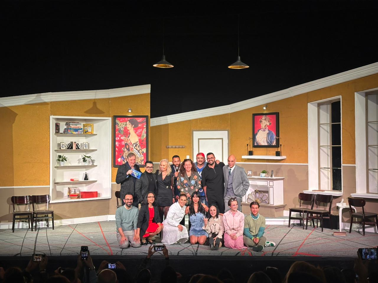 Toc toc celebró los 50 años de Morris Gilbert como teatrista y un foro ...